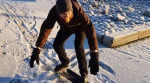 Goofy VS Regular Stance On a Skateboard Explained – SkateboardersHQ