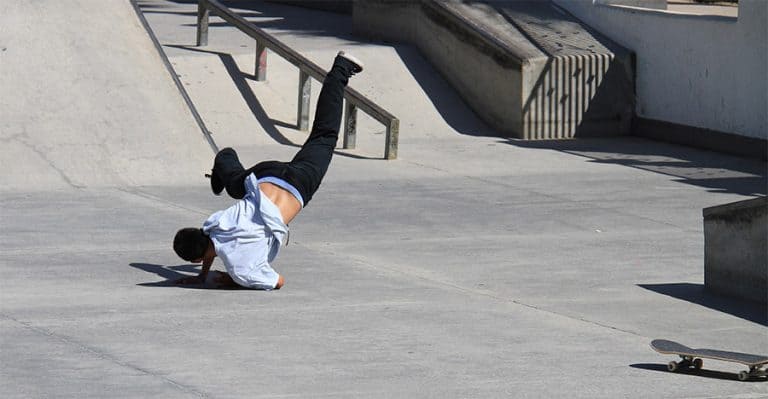 Is Skateboarding Bad for You? Yes and No – SkateboardersHQ